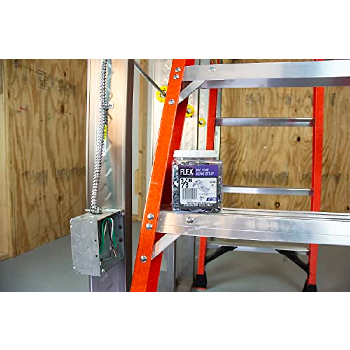 Halex – 3/8 Inch Flexible Metal Conduit (FMC) Clamp Combination Connector – 05711B – 50 Per Pack