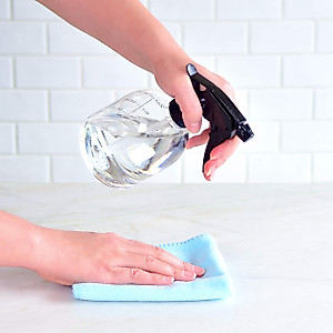 Youngever 6 Pack Empty Plastic Spray Bottles, Spray Bottles for Hair and Cleaning Solutions, 6 Pack 16 Ounce Bottles (3 Clear and 3 Black)