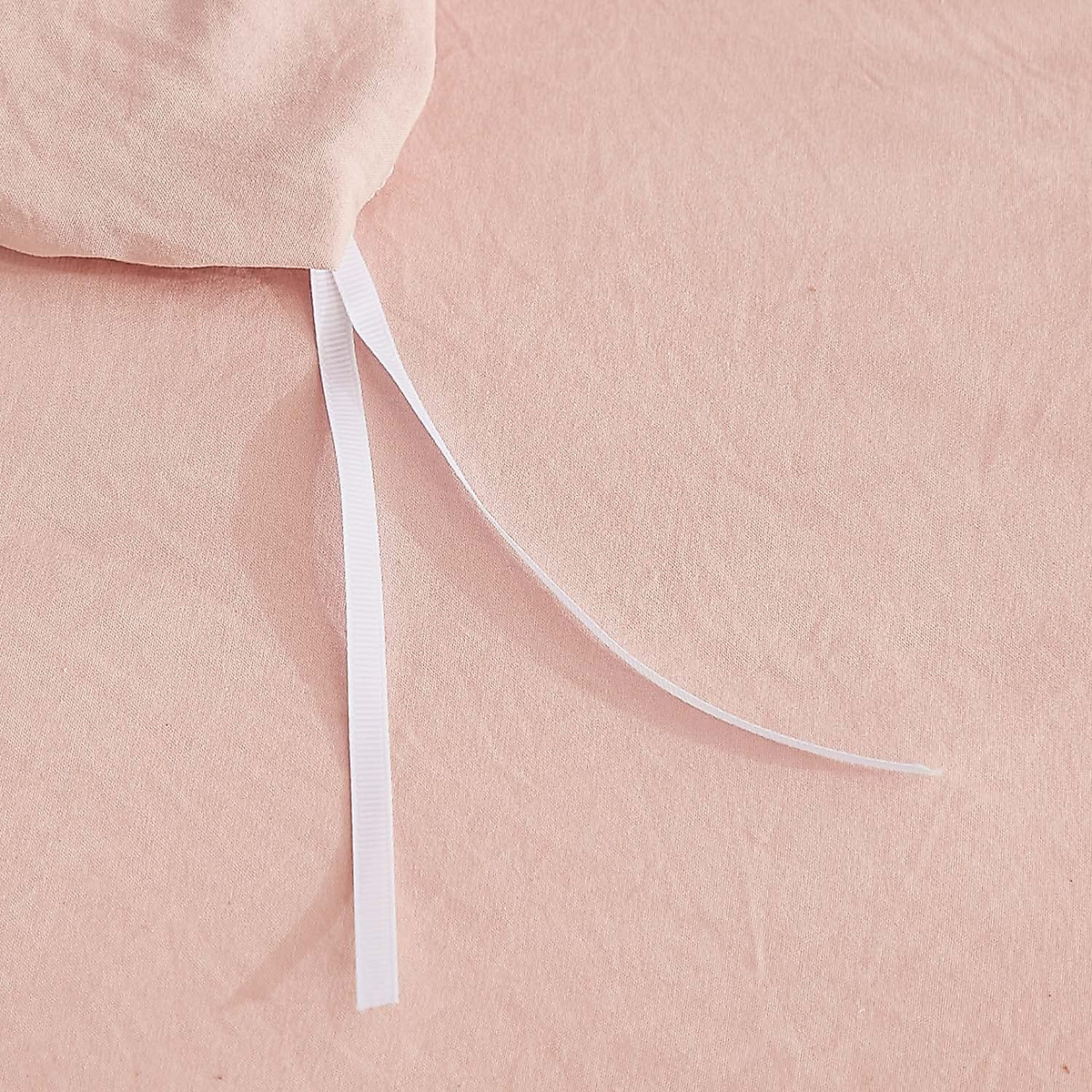 HESBITEUL Duvet Cover Queen Size 3pcs - Soft Bedding Set for Pink Room Decor - Zipper Closure Quilt Shams for Girls Bedroom - Beautiful Beds Covering with Ruffles for Bohemian Loft Inn Apartment