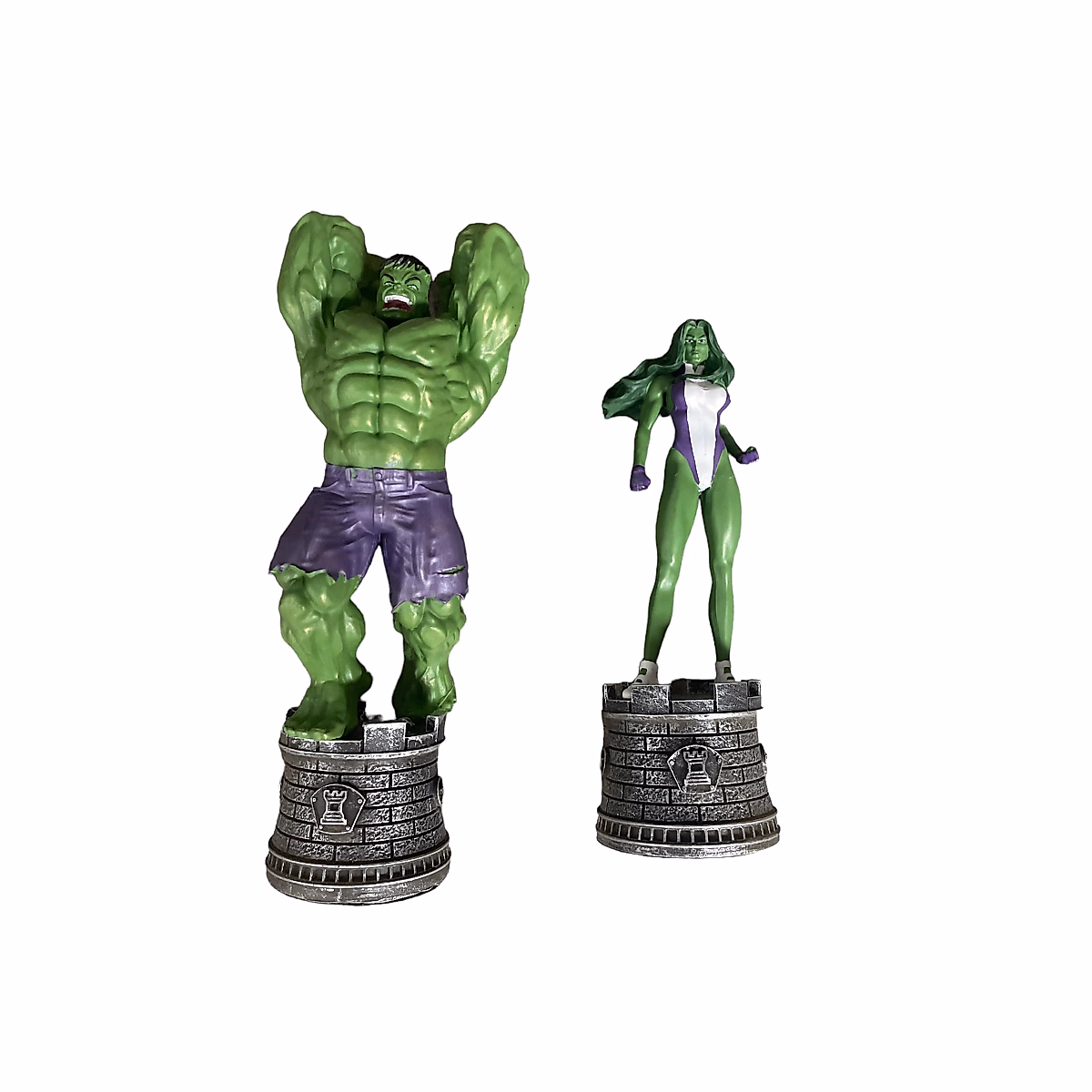 Eaglemoss Marvel Chess Collection Incredible Hulk and She-Hulk Rook Hand-Sculpted Resin Chess Piece with Magazine