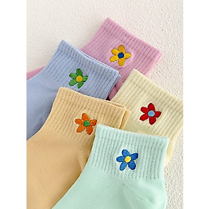 Verdusa Women's 5 Pairs Flower Embroidery Toe seamed Soft Crew Socks one-size
