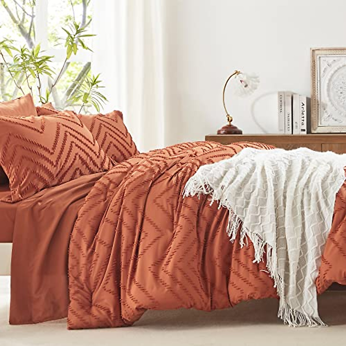Anluoer Queen Comforter Set, Burnt Orange Tufted Bed in a Bag 7 Pieces with comforters and Sheets, All Season Bedding Sets with 1 Comforter, 2 PillowShams, 2 Pillowcases, 1 Flat Sheet, 1 Fitted Sheet