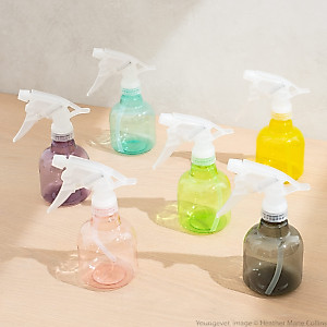 Youngever 4 Pack Empty Color Plastic Round Spray Bottles 16 Ounce