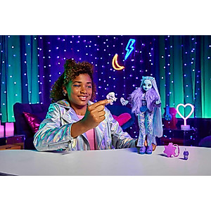 Monster High Doll, Abbey Bominable Yeti with Pet Mammoth Tundra & Accessories Including Furry Scarf & Snowflake Backpack