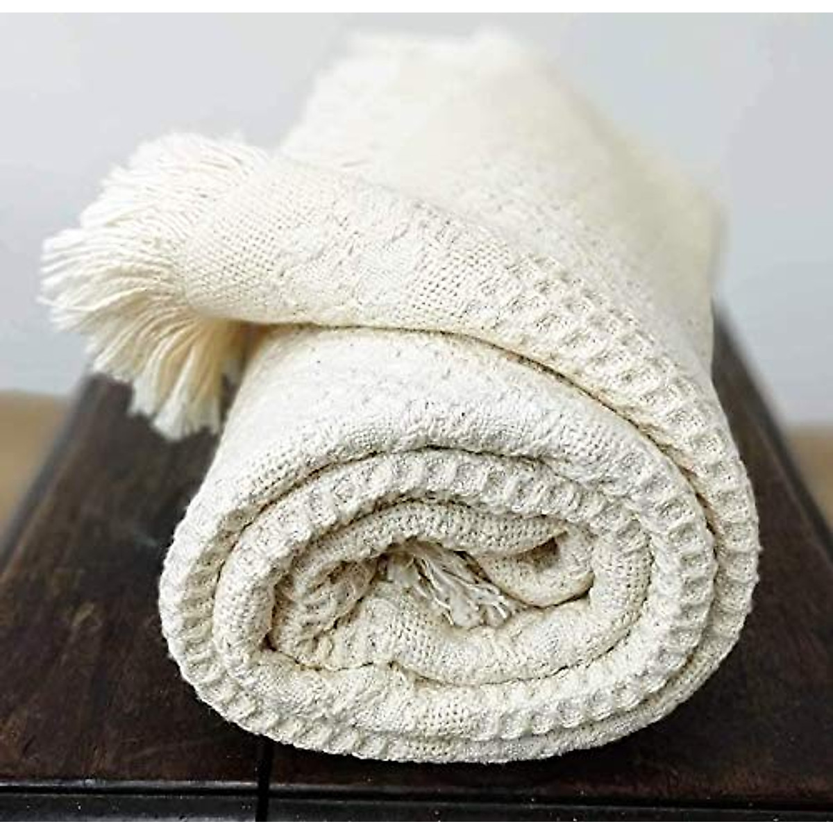 Pure Country Weavers Brittany Natural Blanket - Gift Tapestry Throw Woven from Cotton - Made in The USA (69x48)