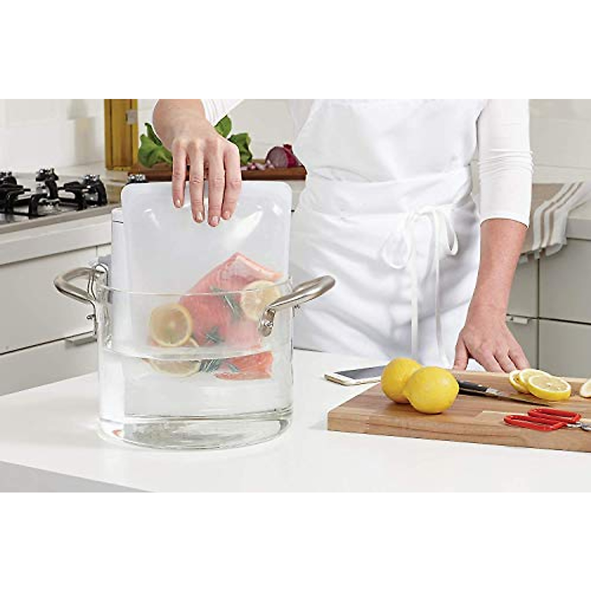 Stasher Re-Usable Food-Grade Platinum Silicone 64oz Bag for Eating from/Cooking, Freezing and Storing in/Sous Vide/Organising/Travelling, 26.05 cm x 20.95 cm, Clear