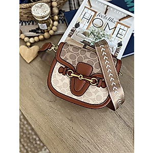 Small Crossbody Bags for Women - Leather Purse Handbag - Fashion Design - Golden Buckle (Light Brown)