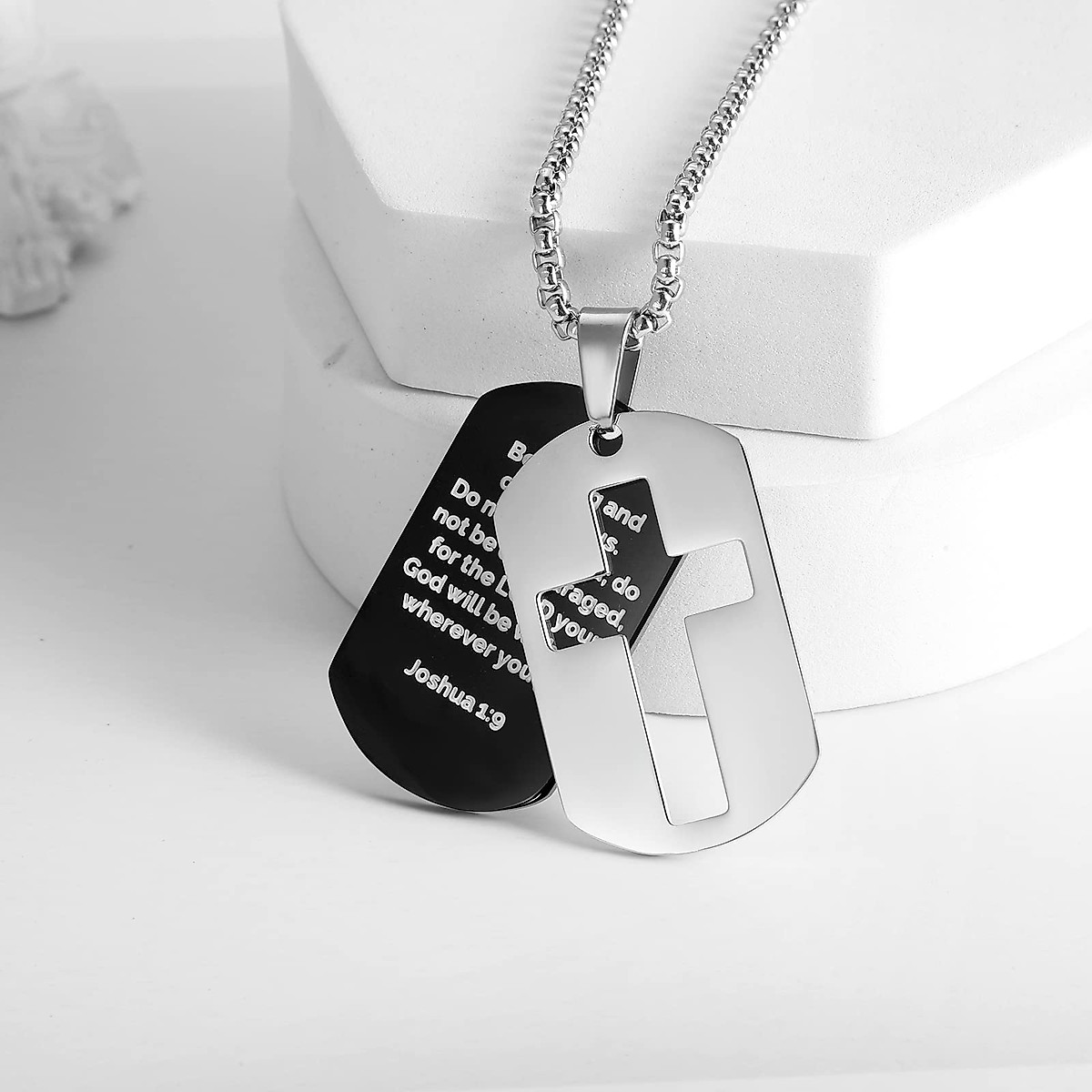 ZRAY Dog Tag Necklace for Men Bible Verse Cross Pendant Stainless Steel Chain 24inch Inspirational Christian Jewelry Meaningful Religious Gift（Be Strong）