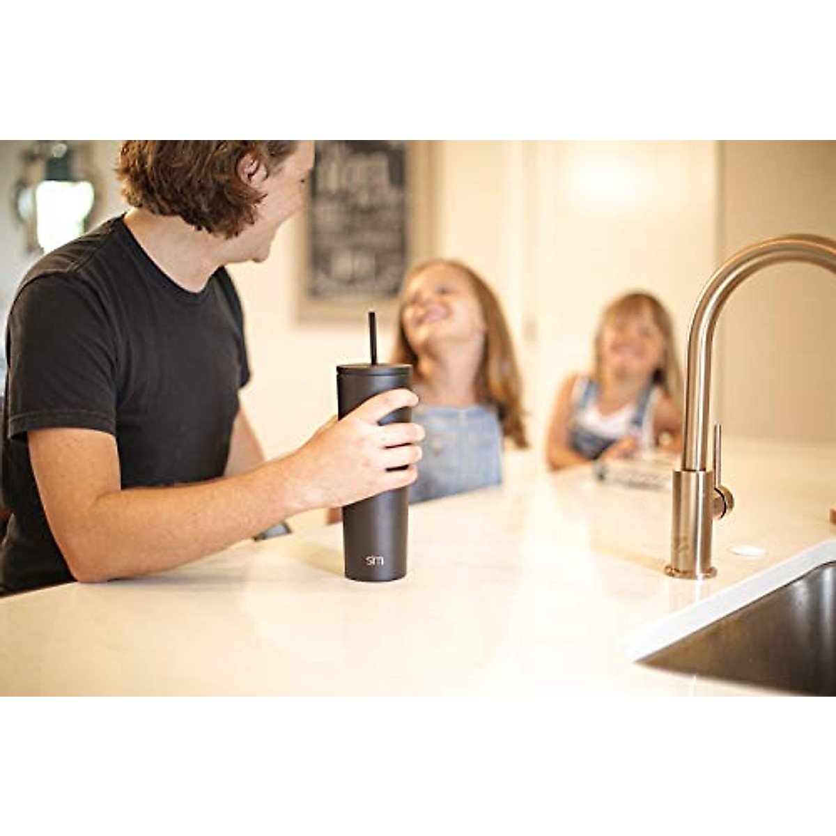 Simple Modern Marvel Insulated Tumbler Cup with Flip Lid and Straw Lid | Gifts for Women Men Reusable Stainless Steel Water Bottle Travel Mug | Classic Collection | 24oz Avengers Shield