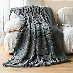 Kaisa Faux Fur Throw Blanket, Luxury Faux Rabbit Fur Throw Blanket for Couch Bed Chair, Super Soft Fluffy Blanket Throws, Decorative Comfy Shag Thick Shaggy Throws and Blankets 50x60 Inches, Grey