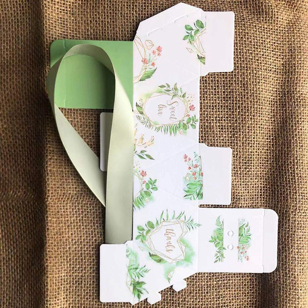 lovecabin Diamond Shape Green Forest Style Candy Boxes Wedding Favors Bomboniere Paper Party Chocolate Gift Box 50pcs Christmas Decorations Thanks 100 Piece Set