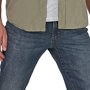 Lee Men's Extreme Motion Regular Boot Jean Maverick 33W x 32L