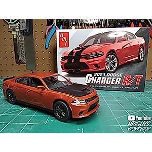 AMT 2021 Dodge Charger RT All New Tooling 1:25 Scale Model Kit