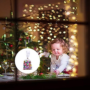 luakesa 100 Pieces Christmas Treat Candy Bags,Clear Snowflake Cookie Cellophane Bags with Twist Ties for Christmas Holiday Party Goody Supplies (White)