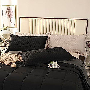 SOULOOOE Oversized California King Plus Comforter 120x120, Winter Warm Extra Large King Size Quilts 3 Pieces Lightweight Reversible Down Alternative Comforter for All Season with 8 Corner Tabs