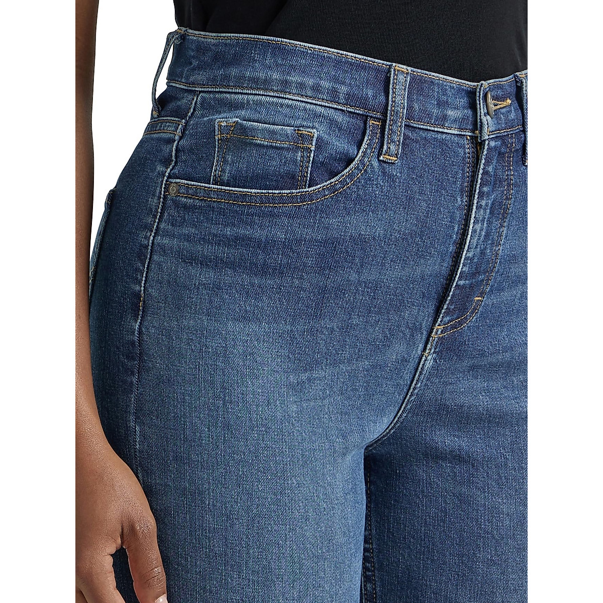 Lee Women's Legendary High Rise Mom Jean, Standout, 14