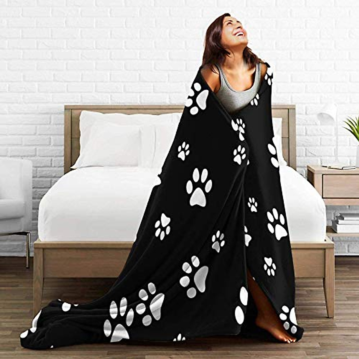 Ahuahua White Black Paw Print Micro Fleece Throw Blanket Ultra-Soft Throws for Bedding Couch Sofa 50" X40
