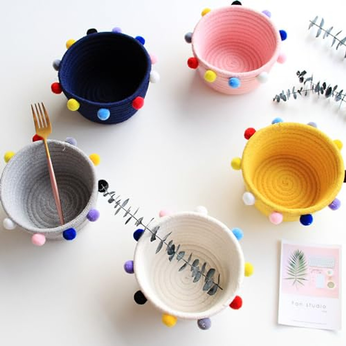 ibasenice 1pc Desk Topper Rattan Storage Basket Storage Baskets for Toys Woven Storage Basket Clothes Container Toy Storage Basket Desktop Storage Container Cotton Storage Basket Organizer