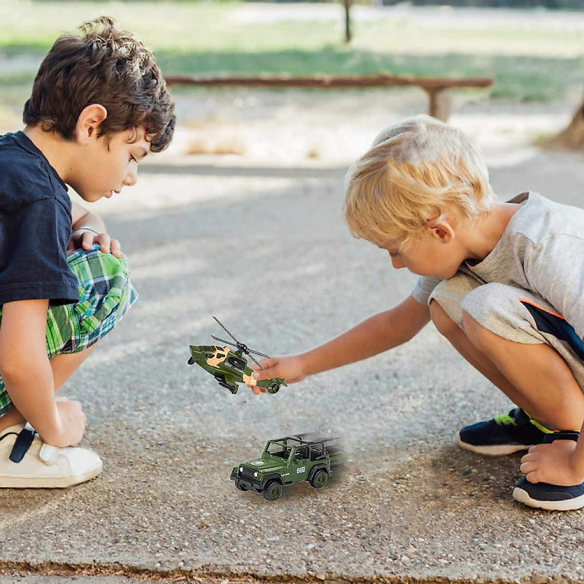 ArtCreativity Military Toy Playset for Kids, 2-Piece, Includes 1 Helicopter Toy and 1 Jeep, Durable Diecast Army Toys for Kids, Pretend Play Set for Boys and Girls, Great Birthday Gift