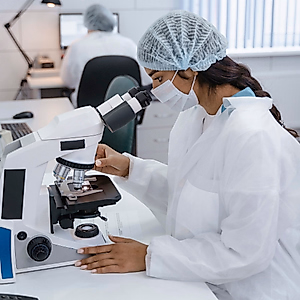 AMZ Medical Supply White Disposable Lab Coat Women and Men, Large. Pack of 50 Medical PPE Coat. Spunbonded PP 30 GSM Disposable Lab Coats for Adults with Elastic Wrists, Front Snaps, Pockets