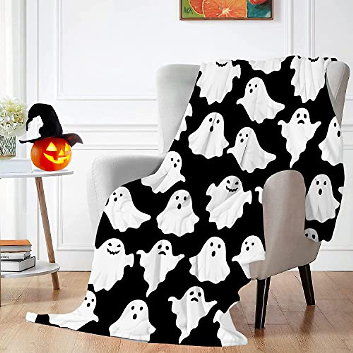 Halloween Throw Blankets Funny Ghost Cute Halloween Spooky Black and White Throw Blanket Lightweight Cozy Flannel Blanket for Bedroom Living Rooms Couch Sofa Bed Home Decorations 40x50 Inch