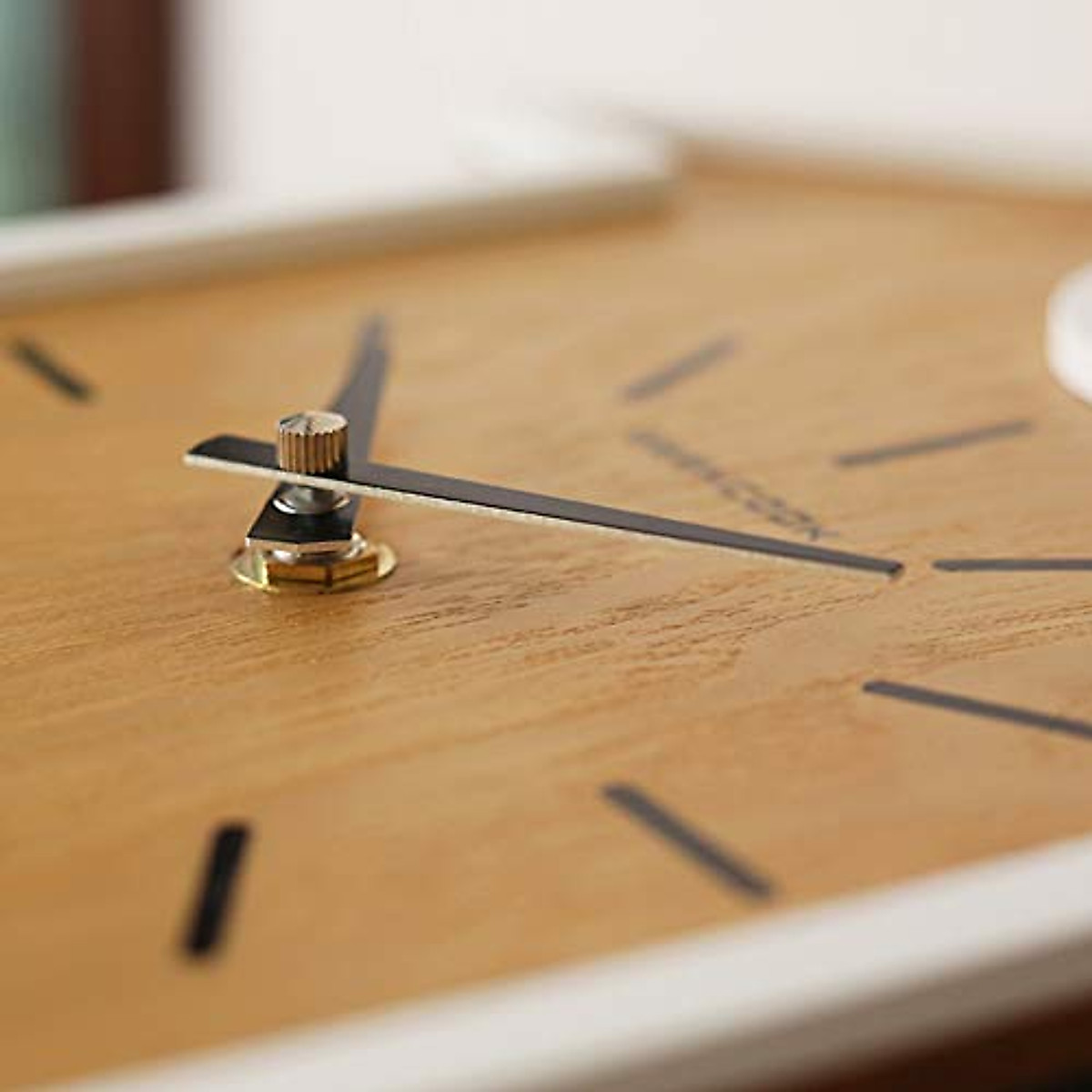 SHISEDECO Modern Cucu Wall Clock Striking Small Cute Bird, Natural Bird Voices or Cuckoo Call, Simple Fashion Wood Creative Pendulum Clocks, Unique Home Decoration for Living Room, Kitchen. (White)