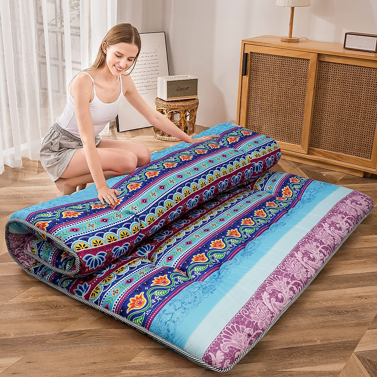 MAXYOYO Bohemian Floor Mattress Futon Mattress Vintage Floral Japanese Futon Mattress Roll Up Tatami Floor Mat Foldable Bed Portable Camping Mattress Sleeping Pad Floor Lounger Bed Full Size