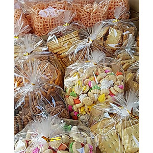 Bosose 50 Pcs 12x16 Clear Treat Bags OPP Cello Cellophane Treat Bags for Gift Wrapping, Bakery, Cookie, Candies, Dessert, Party Favors Packaging, with color Twist Ties