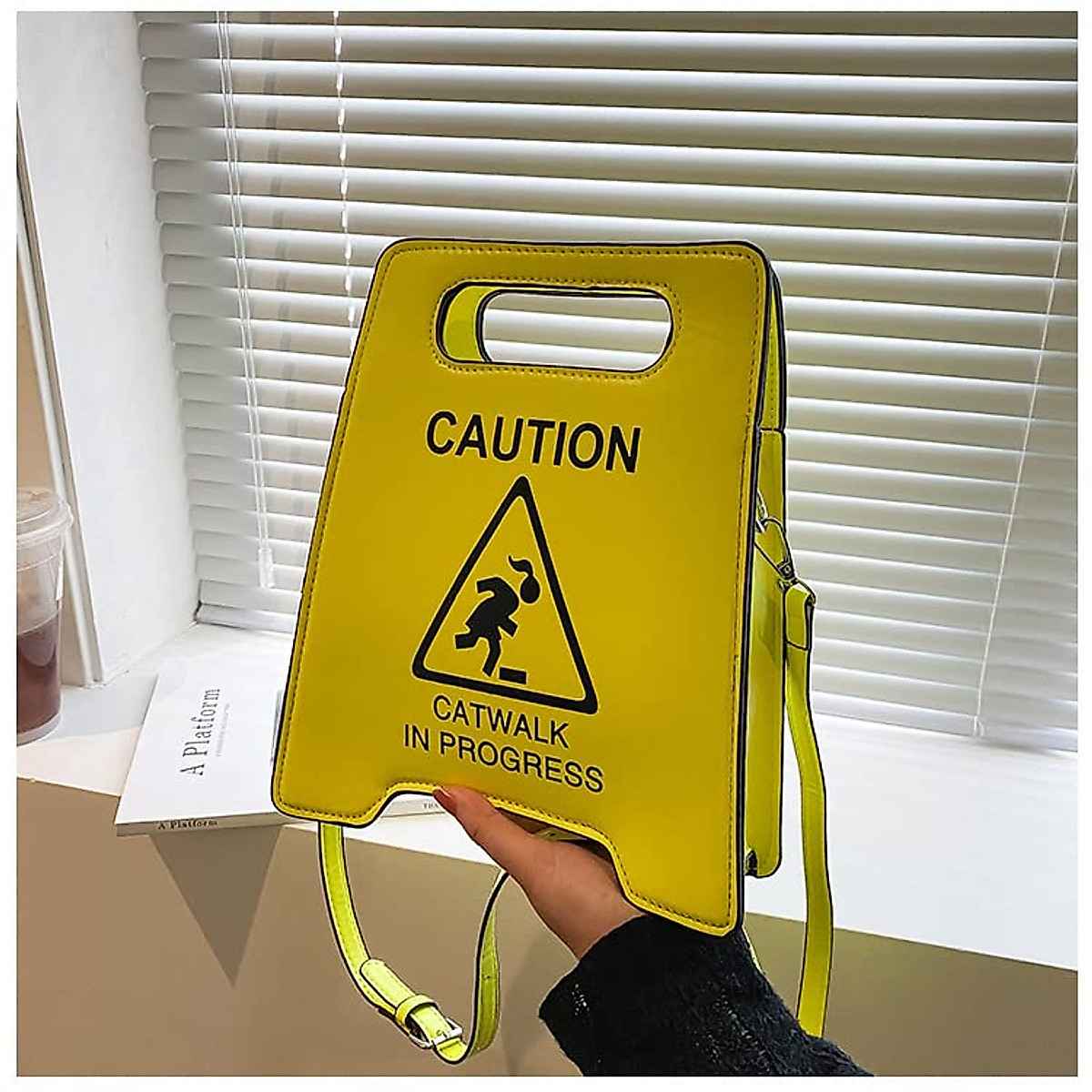 Novelty Shoulder Bag,Fashion Caution Tote Handbags Novelty Stop Sign Purse,Caution Shoulder Bag for Women Girls (Yellow)