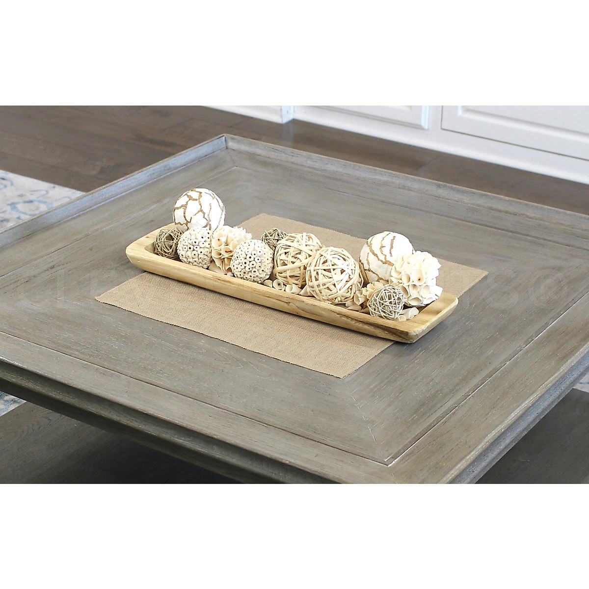 CleverDelights 20 Inch Burlap Squares - 4 Pack - Premium Jute Burlap - Finished Edges - 20" x 20"