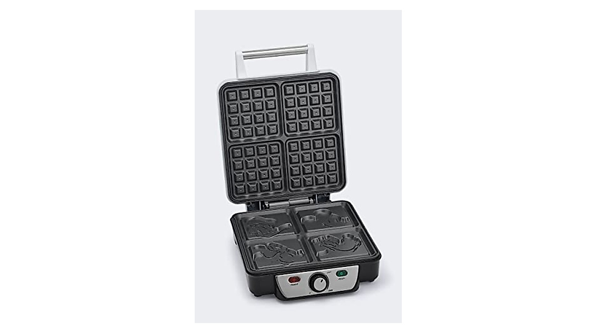 Disney Mickey & Friends 4-Slice Waffle Maker - Fun Breakfast