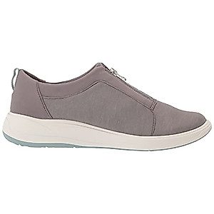 BZees Womens Take It Easy Sneaker Evening Sky Shimmer 6 M