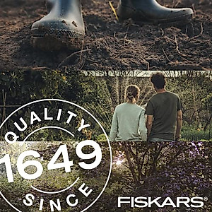 Fiskars 28" Steel Blade Garden Bypass Lopper and Tree Trimmer - Sharp Precision-Ground Steel Blade Tree Cutter for Branches up to 1.5" Diameter