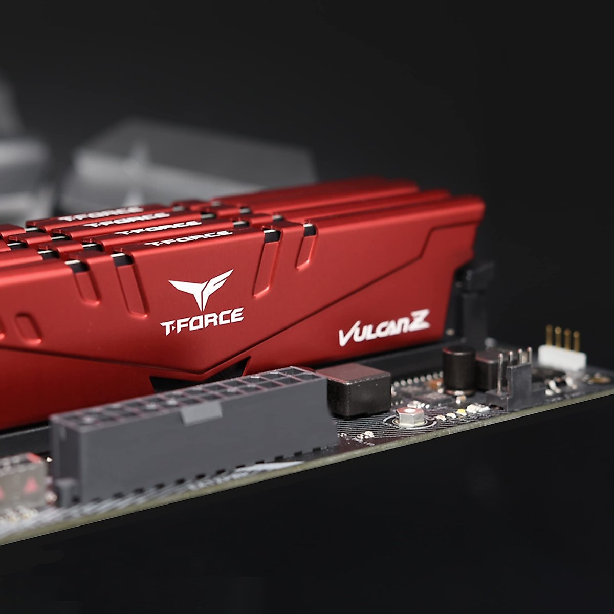 TEAMGROUP T-Force Vulcan Z DDR4 16GB Kit (2x8GB) 3200MHz (PC4-25600) CL16 Desktop Memory Module Ram Red TLZRD416G3200HC16FDC01