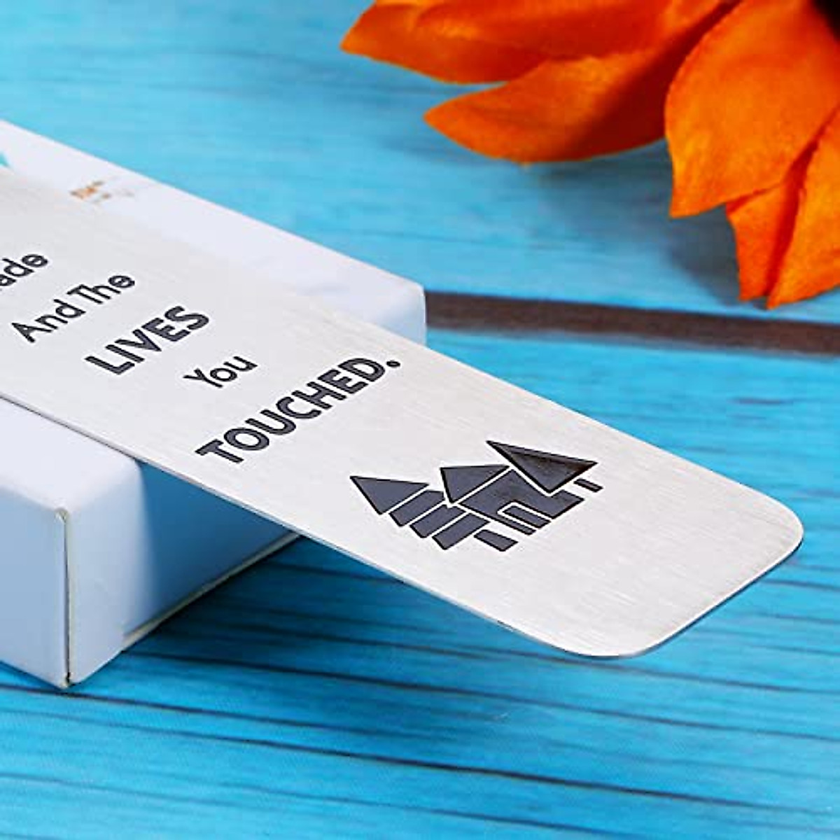 Christmas Gifts for Coworker Thank You Retirement Bookmark Gifts for Women Men Teachers Boss Friends Office Never Underestimate The Difference You Made Inspirational Gift