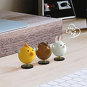 SEADEAR Car Spring Shaking Head Toy Ornament, Cute Pig Car Dashboard Ornament Car Dashboard Bobble Shaking Head Decoration Bobble-Head Toy Car Interior