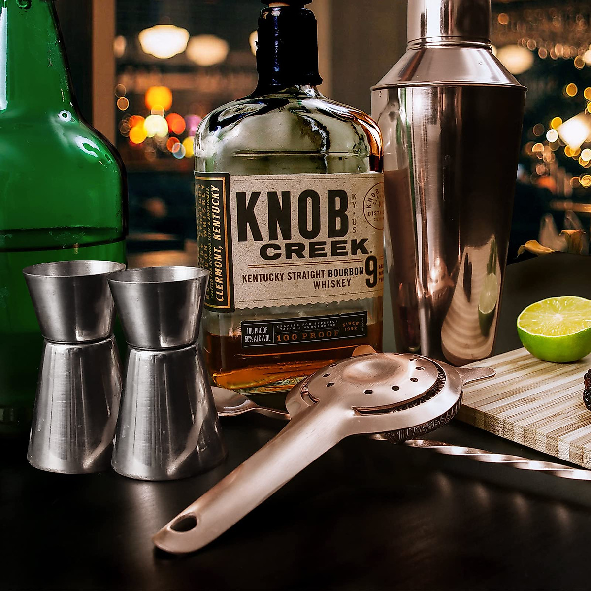 2PCS Stainless Drink Measuring Cup Steel, Cocktail Measuring Cup Jigger for Easy Measuring Bottle Pourer for Bar Party Wine Drink Cocktail Shakers