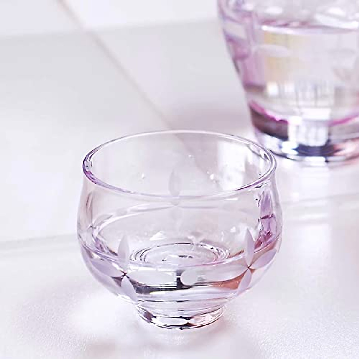 Tomi Craft, Otaru Kiriko Ochoko, Japanese Sake Cups, Beautiful Cut Glass, Craftsmen in Otaru Hokkaido, Hand Made in Japan, Tomi Glass OG101 (Pink)