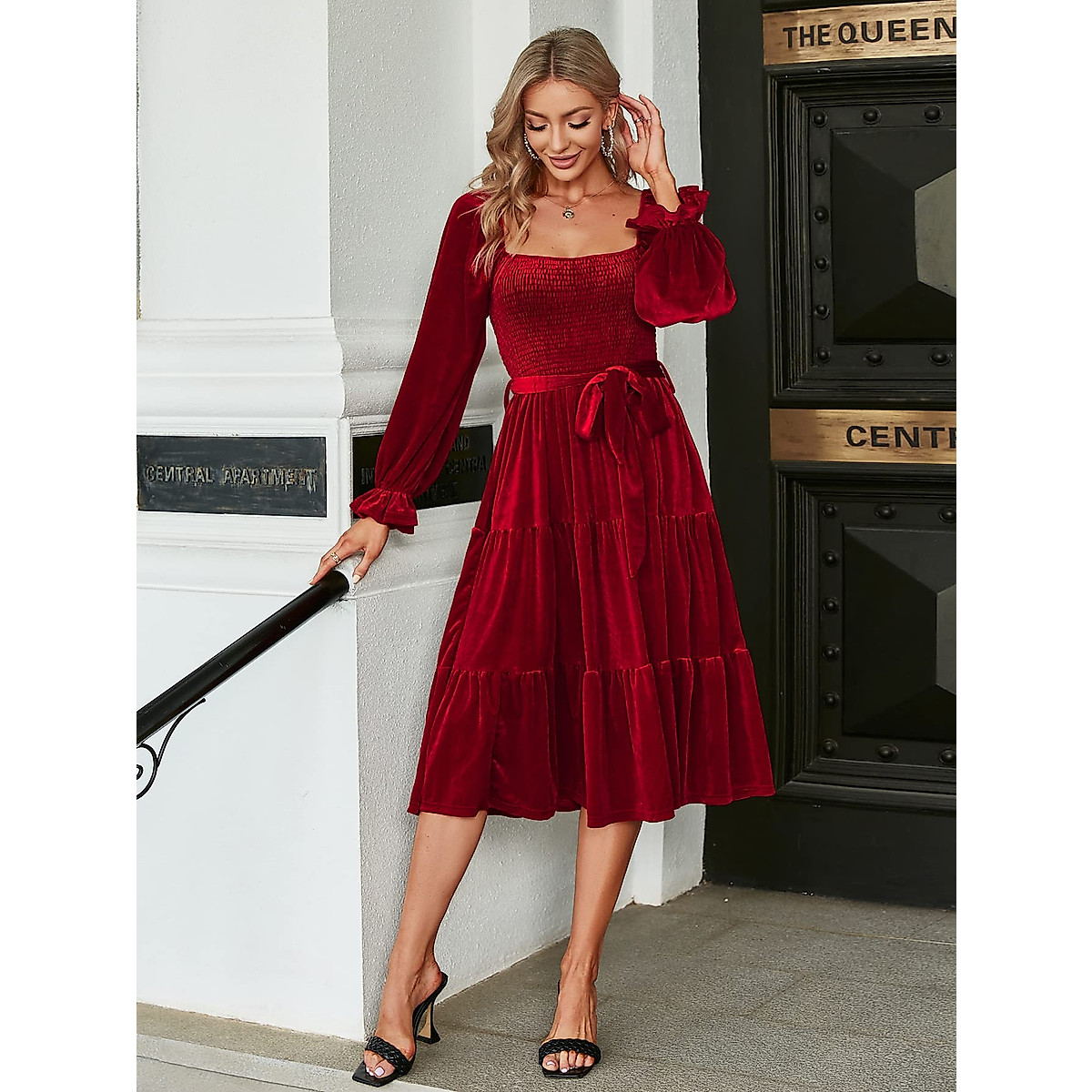 Amegoya Women's Fall Wedding Guest Long Sleeve Velvet Dress Elegant Square Neck Semi Formal Party Midi Bridesmaid Dresses (M Red)