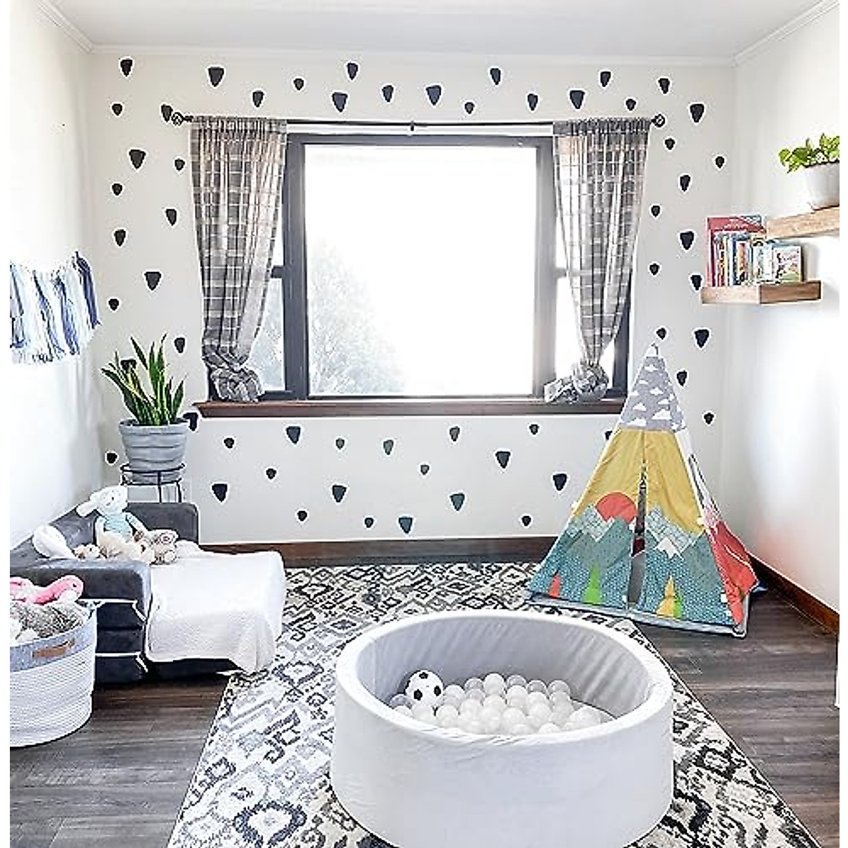 The Boho Design Vieli Arte Filled Triangles Hand Drawn. Wall Vinyl Sticker Decal Decor Nursery 67 psc. Adhesive Tribal Triangle for Kids Baby Bedroom Decoration (Black)