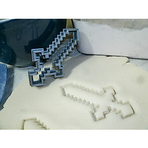 BLOCK ADVENTURE VIDEO GAME SWORD SHAPE OUTLINE COOKIE CUTTER MADE IN USA PR426