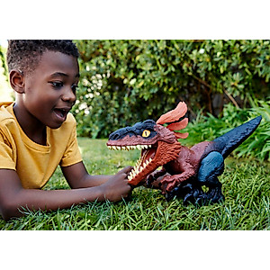 Mattel Jurassic World Dominion Uncaged Interactive Dinosaur Toy, Ultimate Pyroraptor Action Figure with Lights & Motion, 3 Play Modes