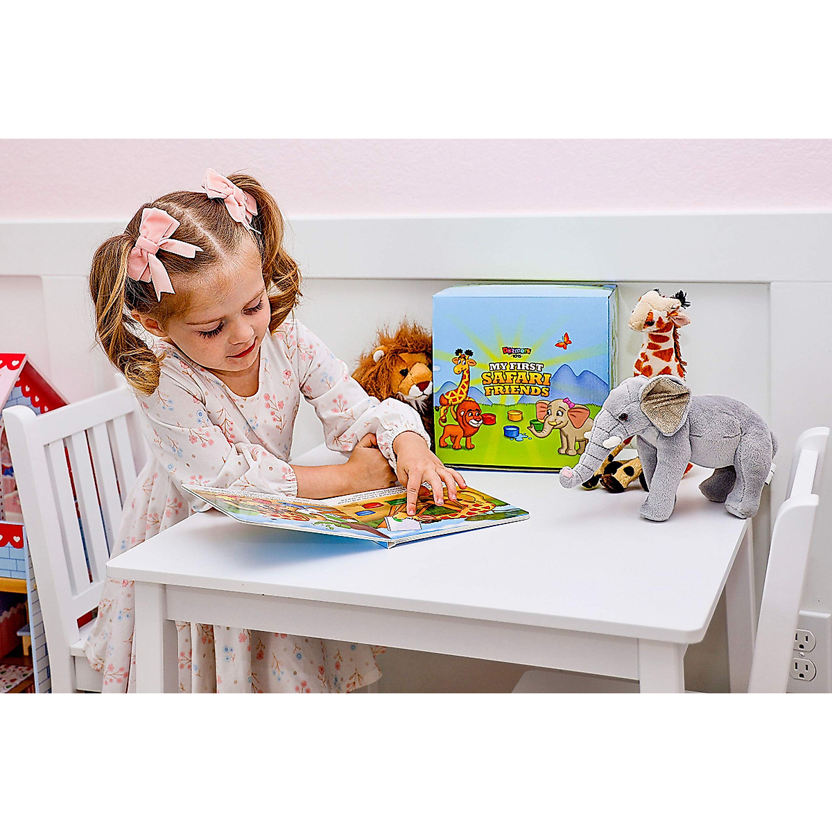 Safari Animals Plush and Book Set - Stuffed Animals of 3 Savanna Animals Storybook- 12” Set Includes Lion, Giraffe and Elephant Colorful Children Book