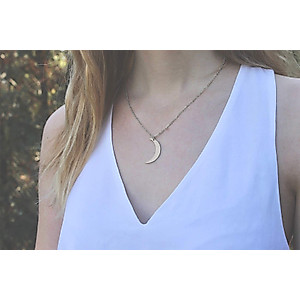 Glimmerst Crescent Moon Necklace, 18K Gold Plated Stainless Steel Crescent Moon Pendant Necklace Delicate Dainty Crescent Necklace for Women