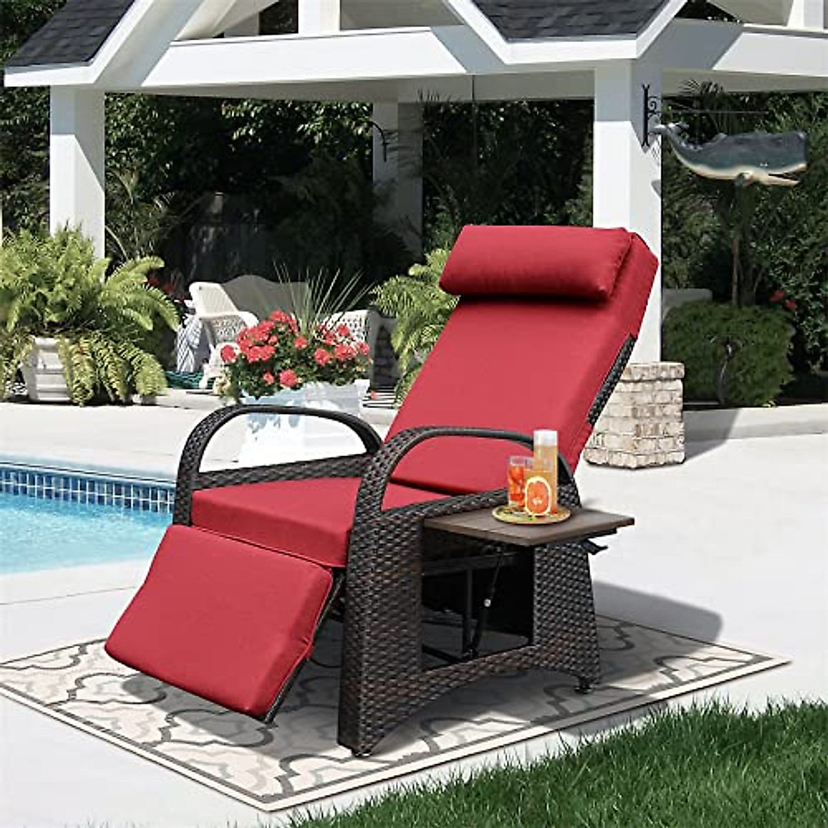 Outdoor Wicker Recliner Chair with Side Table, Adjustable Reclining Lounge Chair and Removable Soft Cushion, All-Weather Resin Wicker Reclining Patio Chair (Red)