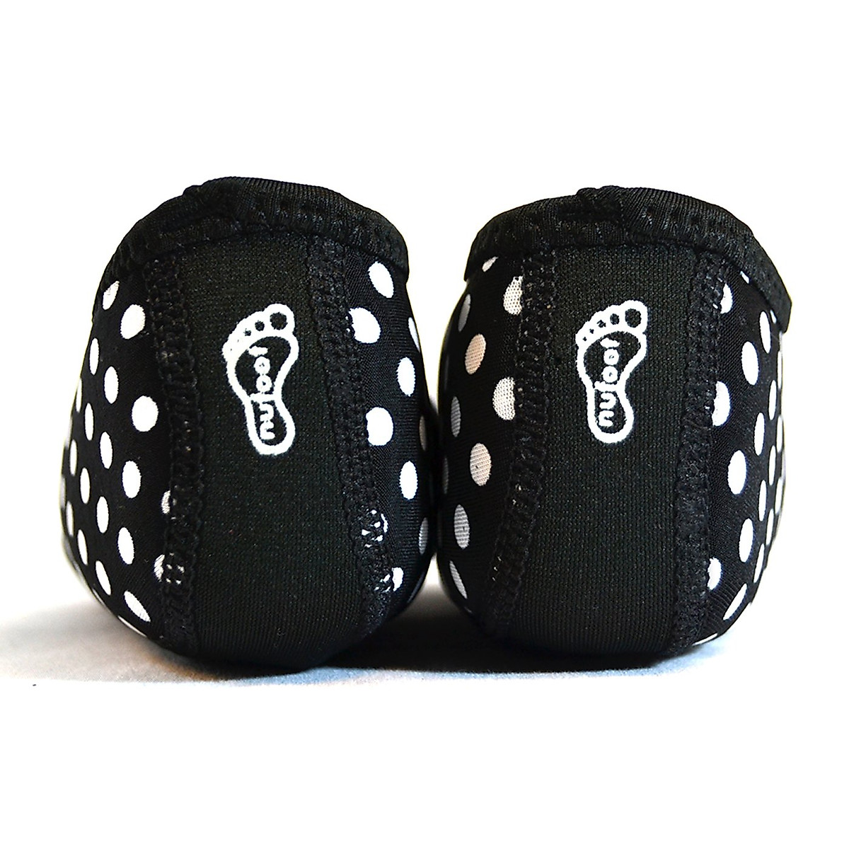 Nufoot Women's Mary Jane Slipper Black/White Polka Dots X-Large