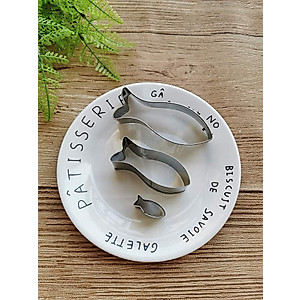 LUBTOSMN Dog Bone Cookie Cutter Set-9 Piece-Large and Mini Dog Bone Paw Fish Cookie Cutters Baking Molds for Small Large Dog Cat Treats and Dog Cat Cake Topper Decoration Took Kit