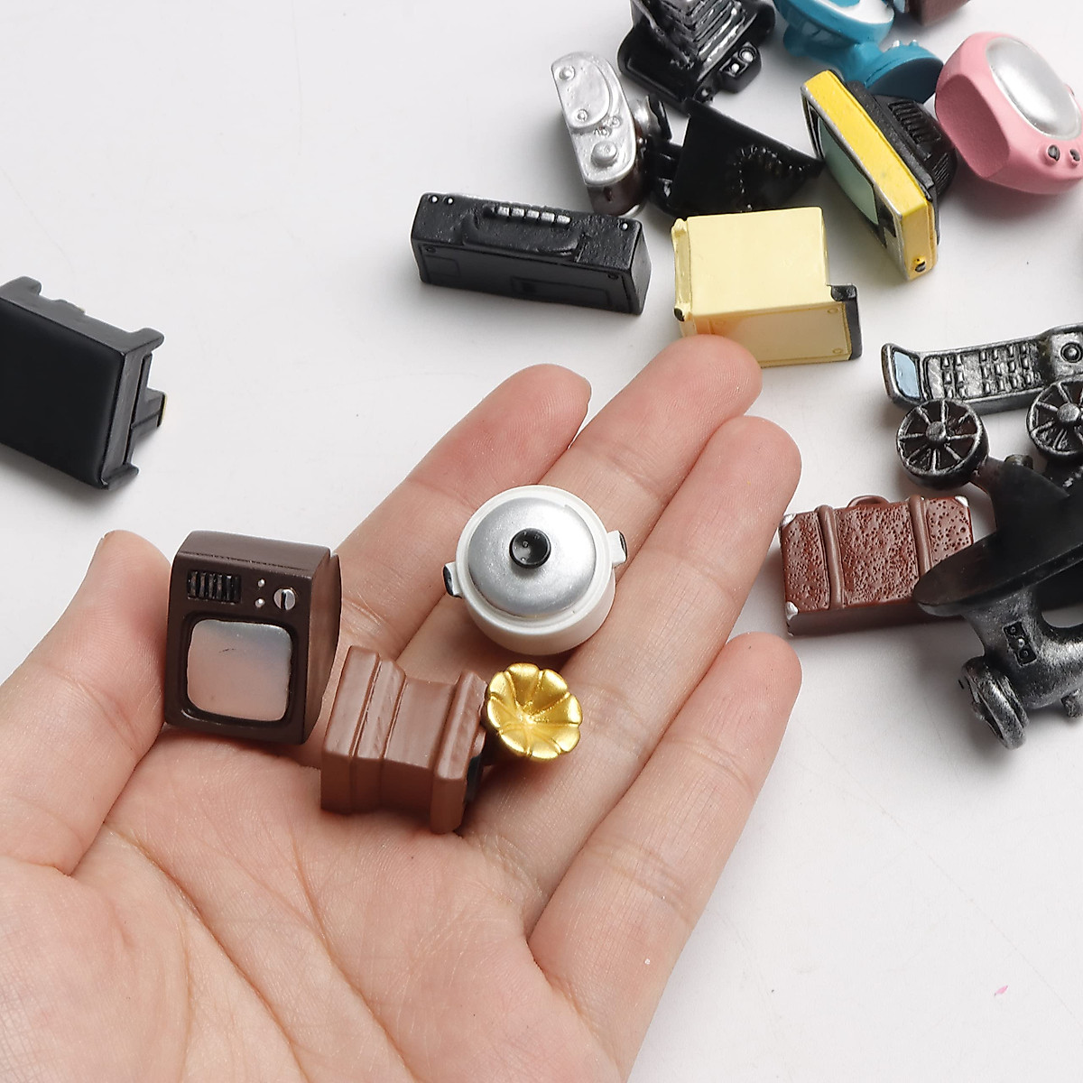 1 :12 Scale Vintage Dollhouse Furniture 23Pcs Dollhouse Mini Furniture Miniature Furniture Mini Furniture for Dollhouse