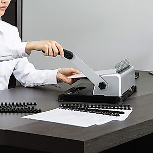 Amazon Basics Plastic Binding Comb, 100 Pcs/Box,19-Holes, 3/8 in (10 mm), 60 Sheets