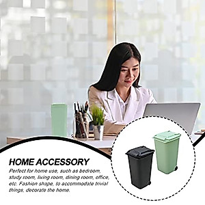 Cabilock Automotive Garbage Cans 2pcs Desktop Garbage Pails Mini Trash Can with Lid Plastic Small Garbage Can Little Tiny Waste Basket Trash Bin for Home Office Green Black Office Trash Cans